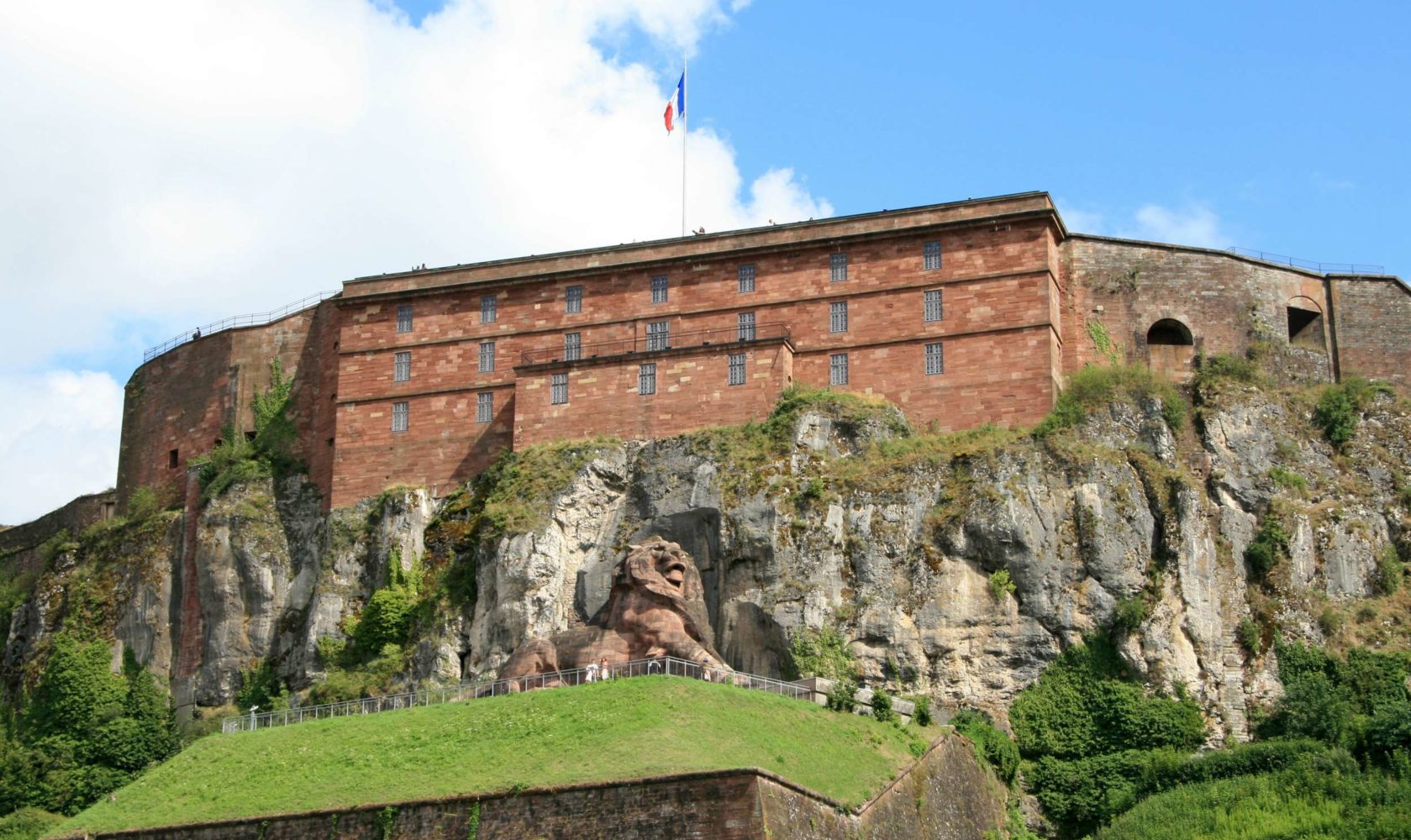 L'École Supérieure de Praxis Sociale s'associe à l'IUT de Belfort ...